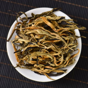 Pasha Mountain Large Leaf Assamica Black Tea Tea by Yunnan Sourcing ...