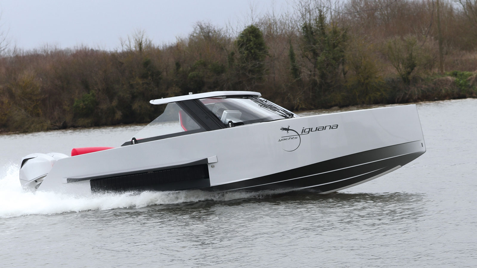 Iguana Boat Videos Of The Iguana Yachts Commuter Prestige Imports