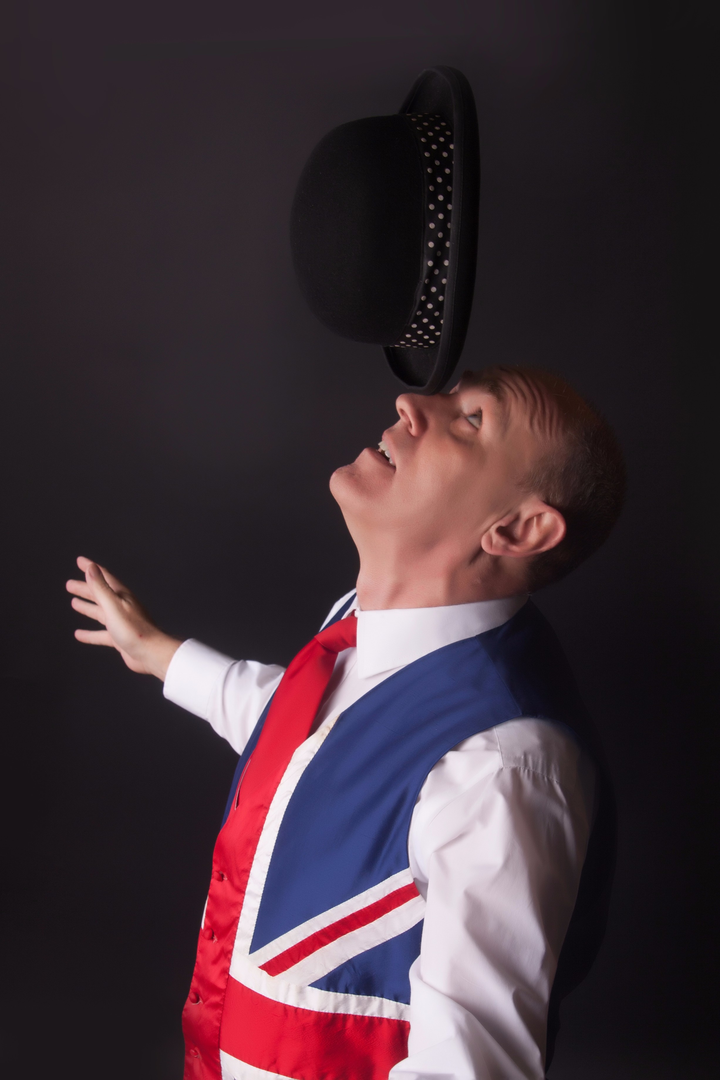 Keith Fields Headliner