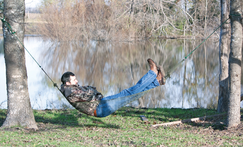 RED ROCK NYLON HAMMOCK HOLDS 250 POUNDS W/ NYLON CARRY BAG | Target ...