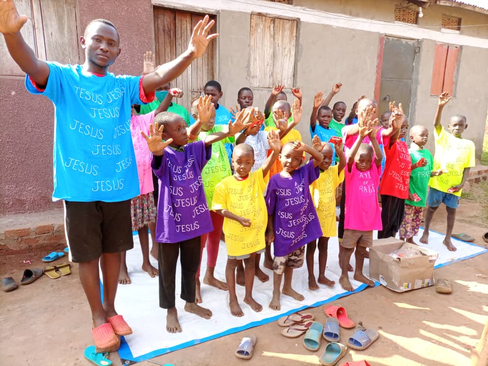 Building the Orphanage | Gates of Praise House of Hope Foundation ...