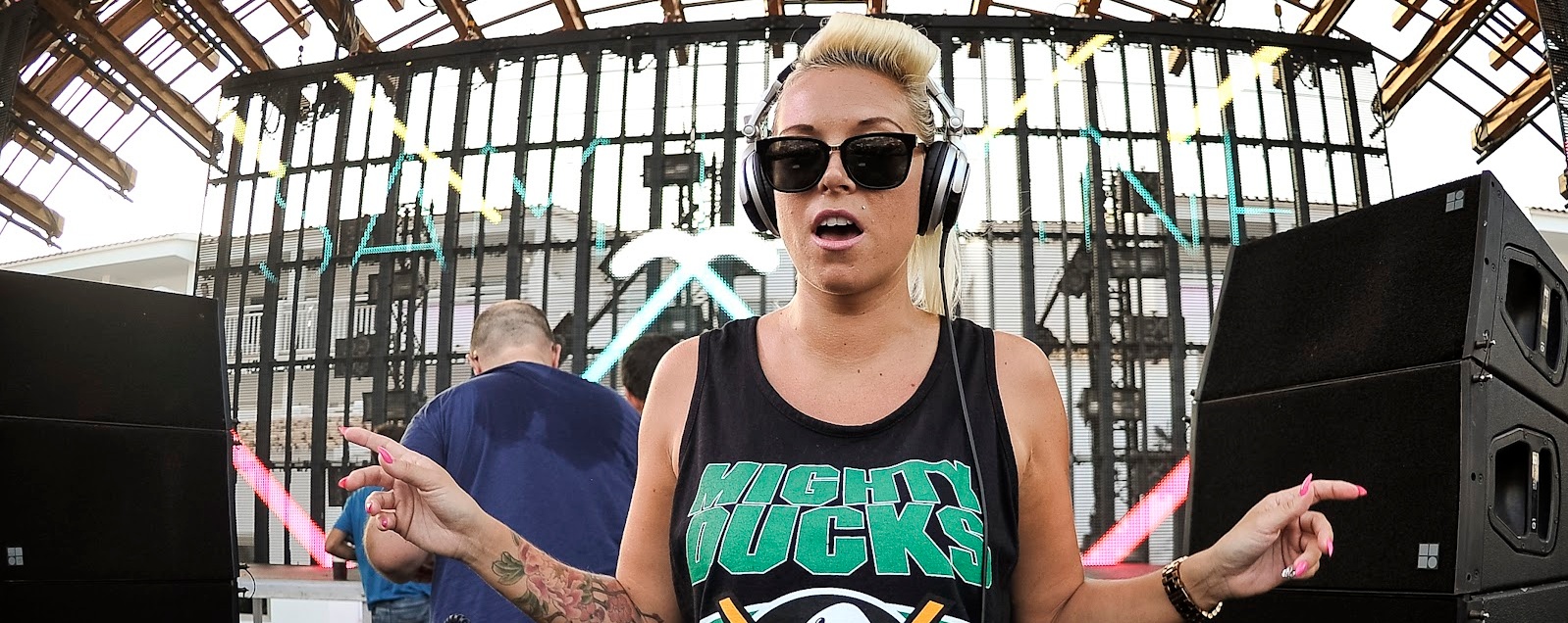 DJ Sam Divine | Artist | Bandwagon | Music media championing and