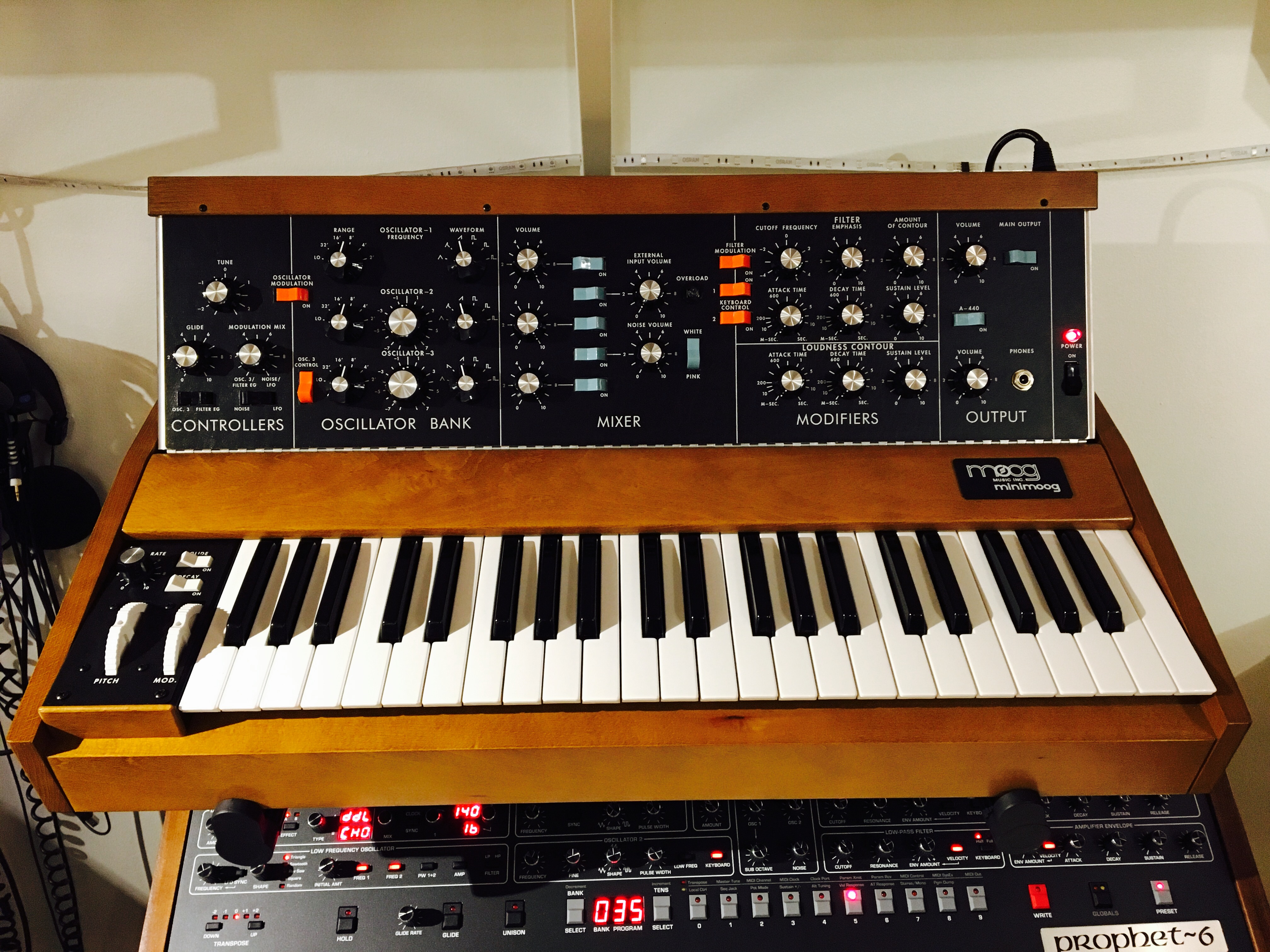 Making a Beat: Tweaking and Layering Drums | Timbaland Teaches ...