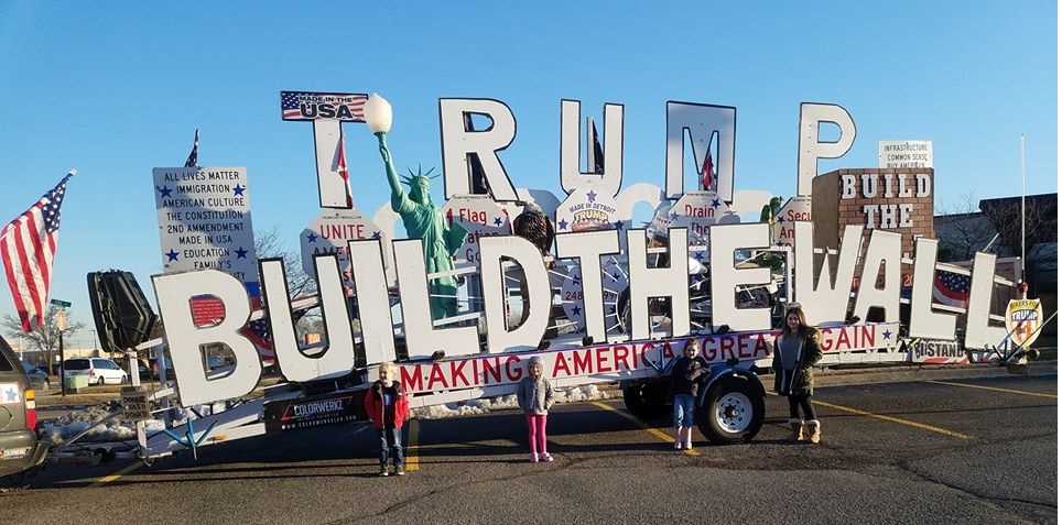 TRUMP 2020 BUILD THE WALL CAMPAIGN | Trump Unity Bridge (Powered by ...