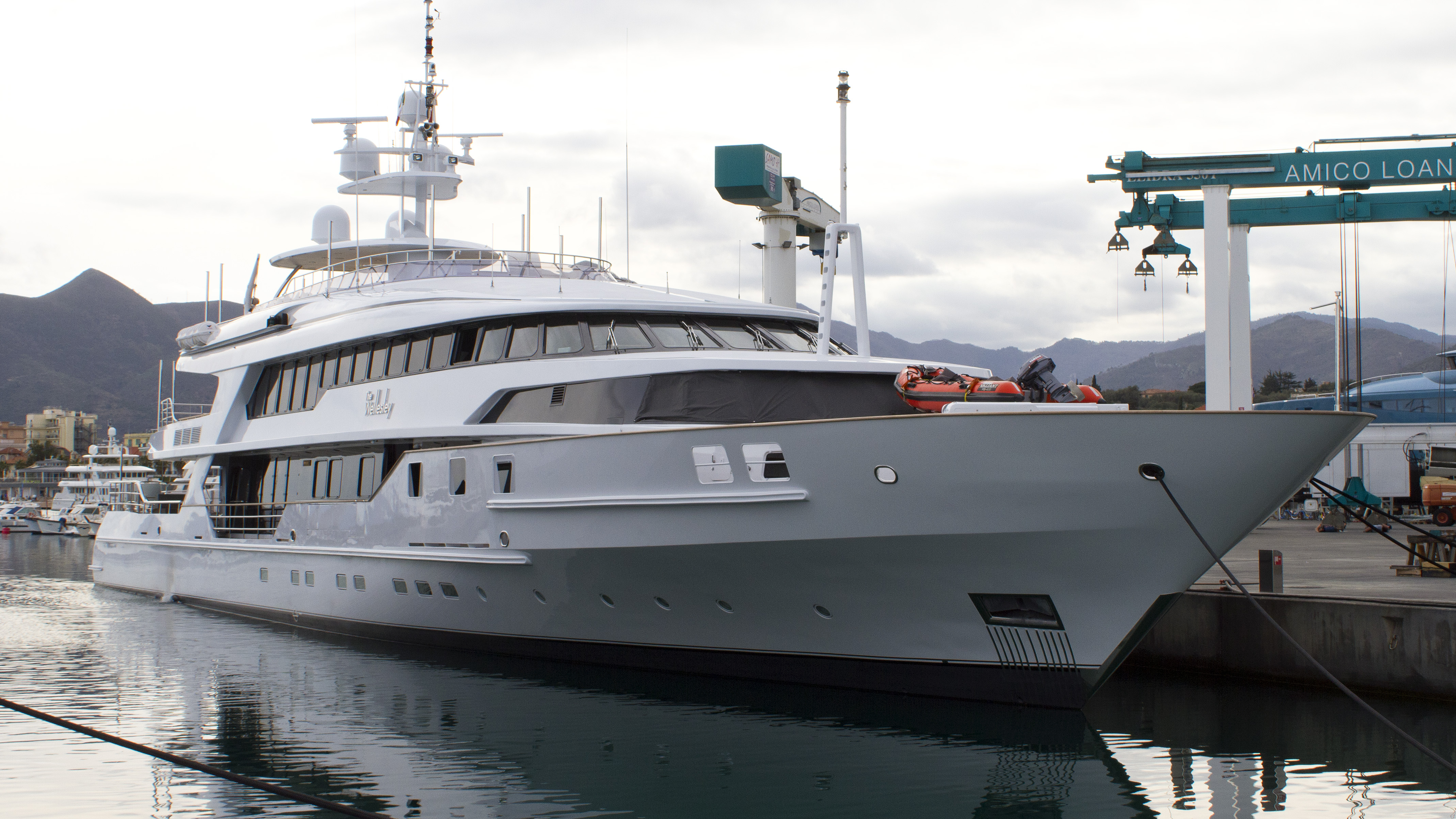 THE WELLESLEY yacht Oceanco 56.1m 1993